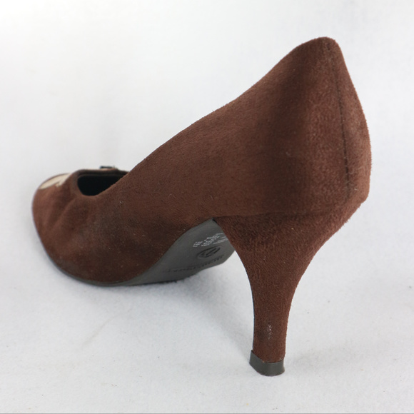 Highlights | Shoes | Like New Highlights Chocolate Brown Floral Heels ...